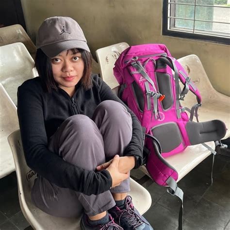 Indah Lorian Lorianbackpacker • Threads Say More