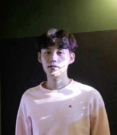 Yusen Yang Lingnan Scholars