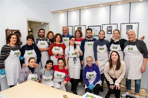 Η ΙΚΕΑ ενώνει τις δυνάμεις της με τον Φάρο του Κόσμου και προσφέρει γεύματα αγάπης σε παιδιά