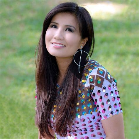 Hạ Vy Tiểu Sử Và Các Tác Phẩm Và Những Albums điển Hình Cherry Radio