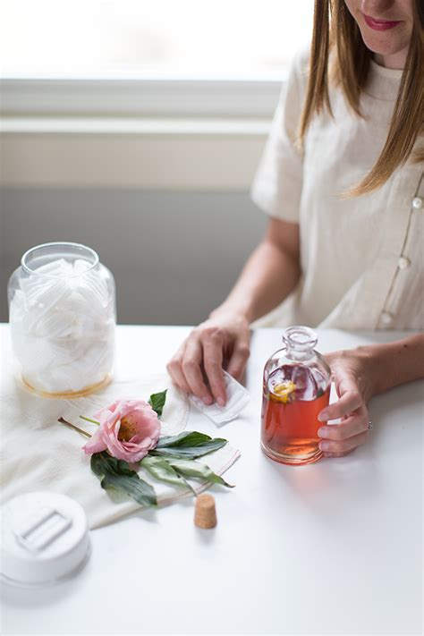 DIY Toner Made With Rose Water Say Yes