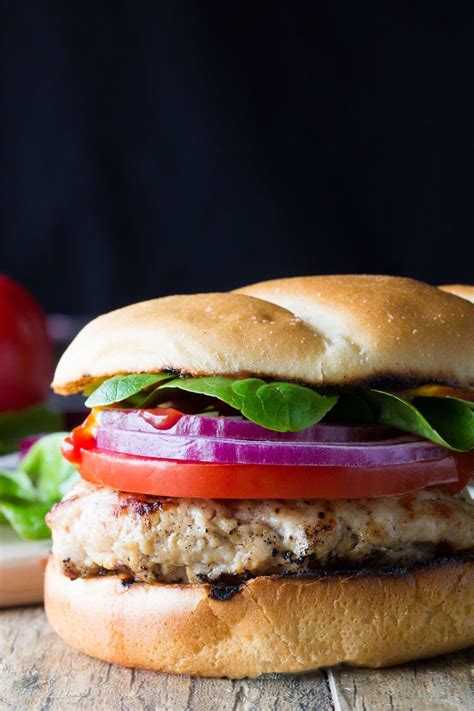 How To Make A Juicy Grilled Turkey Burger Turkey Burger Recipes