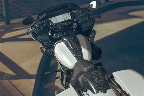Harley Davidson Cvo Pan America Und Road Glide St 2024