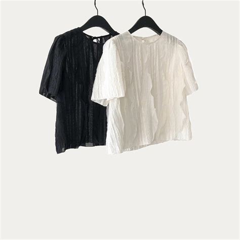 바이안 Ounce 온스 드 레아 하프 블라우스 라운드 반팔 프릴 Bl 2 Color