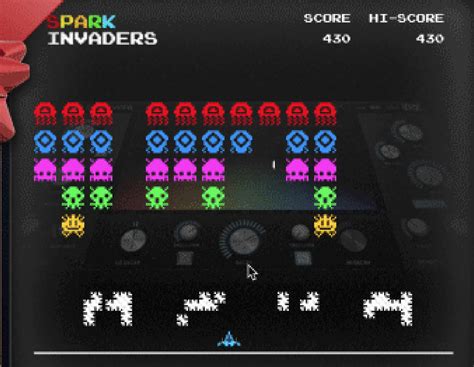 juega al space invaders en uvi workstation hispasonic