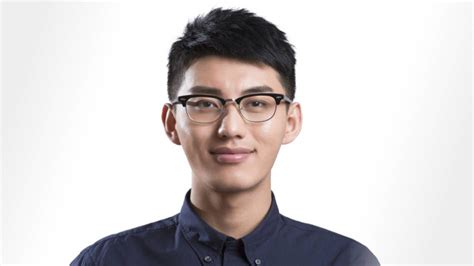 Ai美颜人脸美型照片美颜人像美颜，ai抠图软件 证件照 速抠图