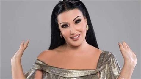 سمية الخشاب تثير الجدل برسالة غريبة رسالة للطلاب هتقرطس الشهادة وتحط