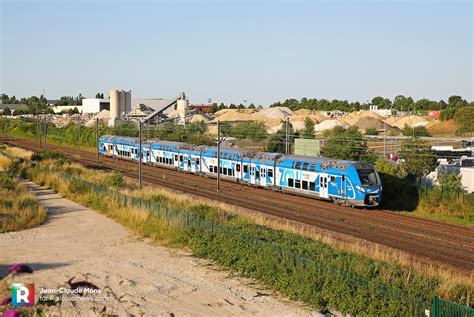 First Transdev Omneo Emus En Route Railcolor News First Transdev Omneo Emus En Route Railcolor News