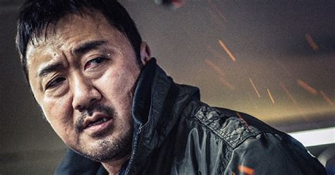 성난황소 마동석 또 해냈다 범죄도시 이후 최고 흥행