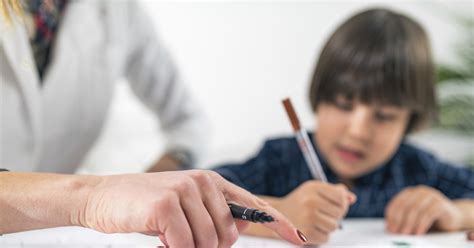 하버드 심리학 교수가 발견한 충격적인 심리 법칙 책썰미