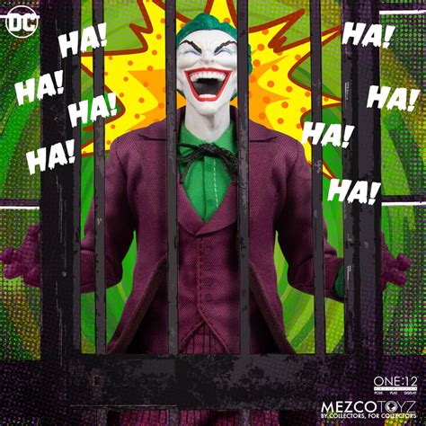 The Joker Golden Age Edition Actionfigur 112 Mezco Dc Comics 17 Cm