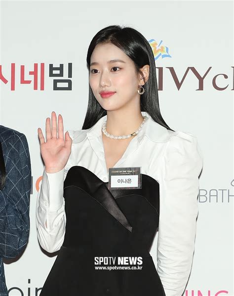 포토s 이나은 오늘은 배우