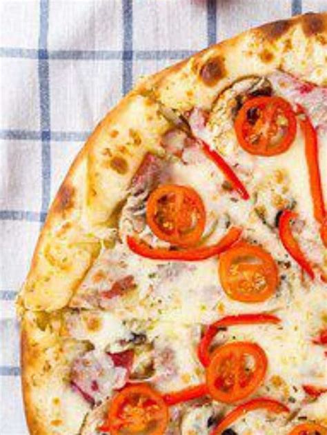 9 Places In Kolkata For The Cheesy Tempting Pizzas