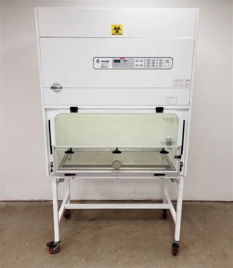 ENVAIR BIO 2 Plus Class 2 Microbiological Safety Cabinet Lab 635 00