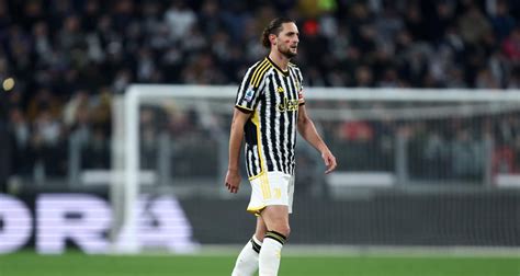Equipe De France La Presse Italienne Adoube Totalement Rabiot