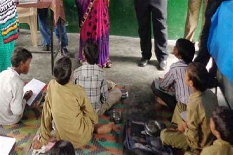 जब मास्टरजी स्कूल में Sex करते रंगे हाथों पकड़े गए फिर क्या हुआ