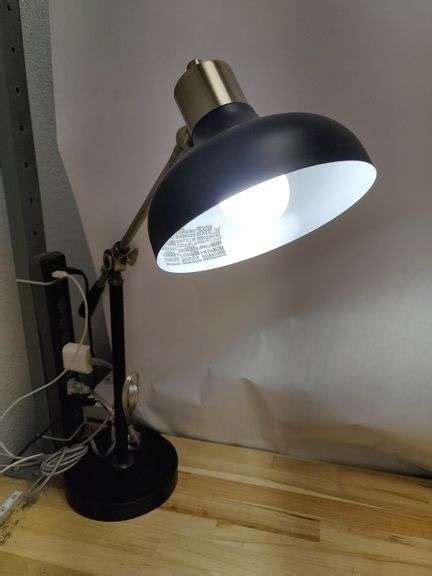 Threshold Table Lamp Bulb NOT Included Turns On Rio Grande Trade