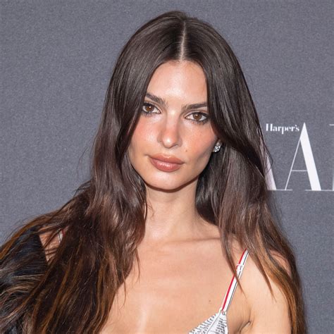 Emily Ratajkowski Shows Off Her New Red Hair And Chic One Piece Black