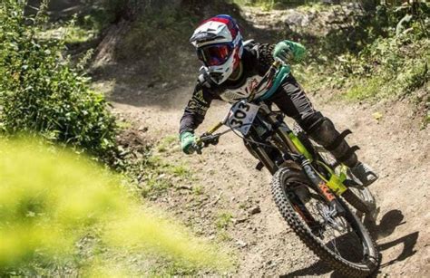 Иван Коцев детето чудо в планинското спускане