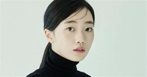 현재 연예계 관계자들이 역대급 괴물이라며 주목하고 있는 여배우 필더무비