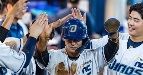 공은 안 무섭다 그런데 롤러코스터·바이킹은 못 탄다” 헤드샷도 끄떡없었던 공룡들 28세 내야수 반전고백