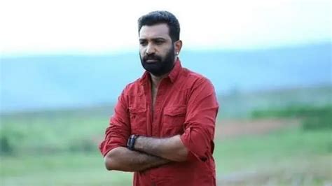 తారక రత్న ఒకే రోజు 9 సినిమాలకు సంతకం చేసిన హీరో కెరీర్ ఆ తర్వాత ఎలా