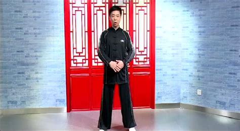 跟健身气功老师学习六字诀 内炼脏腑外练筋骨强身健体 北晚新视觉