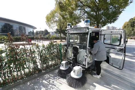 上海嘉定测试9辆自动驾驶清扫车可替代25名环卫工人 中国机器人网