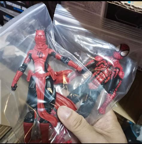 Free Shipping Hasbro Marvel Legends Series Elektra Natchios Daredevil