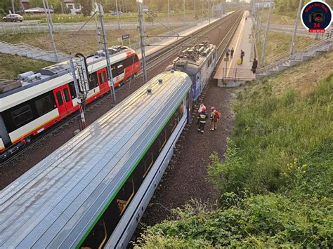 Piaseczno Tragiczny wypadek Pieszy został zmiażdżony przez pociąg