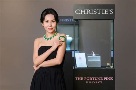 洪曉蕾捨不得賣漲到695萬的愛馬仕包 逛佳士得展轉攻藝術品 Et Fashion Ettoday新聞雲