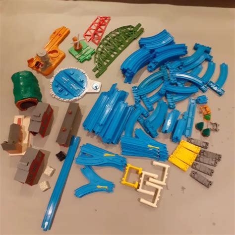 THOMAS THE TANK Engine Tomy Trackmaster Track And Engines Mega Bundle