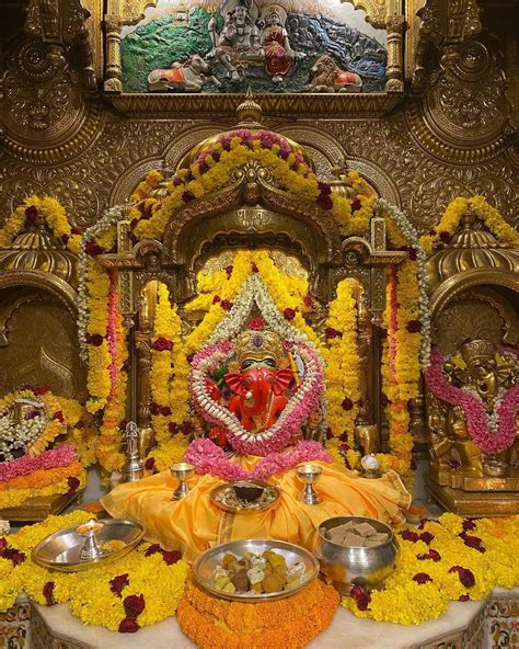 Shree Siddhivinayak Ganapati On Instagram 🙏गणपती बाप्पा मोरया 🌺मंगलमूर्ती मोरया 🙏१२०५२०२२