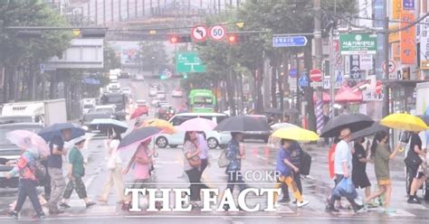 오늘의 날씨 주말 전국 곳곳 비수도권 시간당 60mm