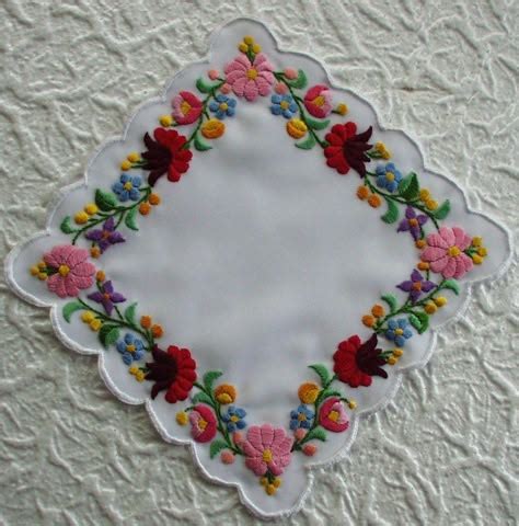 90 Best Traditional hungarian embroidery Kalocsa kalocsai hímzés