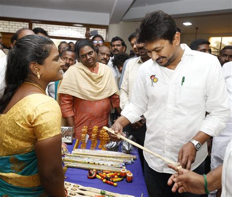 Udhay On Twitter மகளிர் சுயஉதவி குழுக்களின் தயாரிப்பை மக்களிடம்