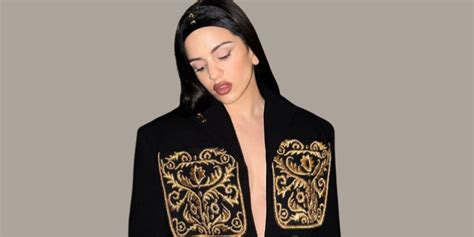 Ya es oficial Rosalía tiene nuevo novio Es la Moda