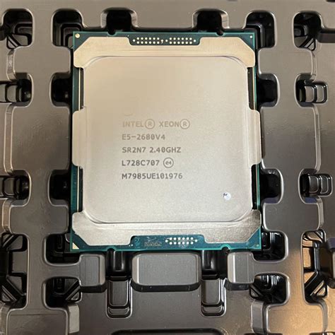 Intel Xeon E5 2680v4 2 4ghz By メルカリ