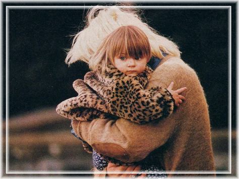 Courtney And Frances Bean Courtney Love Wallpaper 1015061 Fanpop