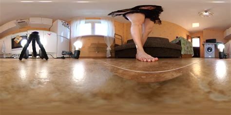 Dark Queen Under My Feet Vr Porno Videos Hub