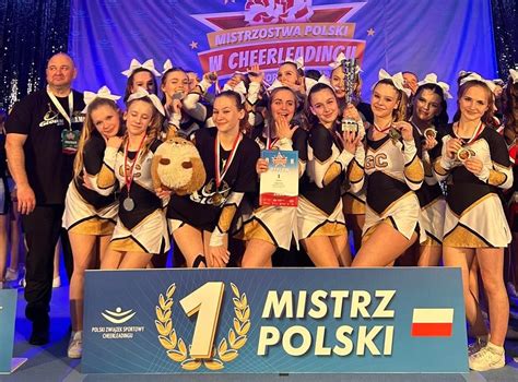 Cheerleaderki mistrzyniami Polski Aktualności Gmina Kamienica