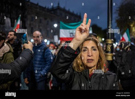 Die Proteste Im Zentrum Von London über Den Tod Von Mahsa Amini Gingen