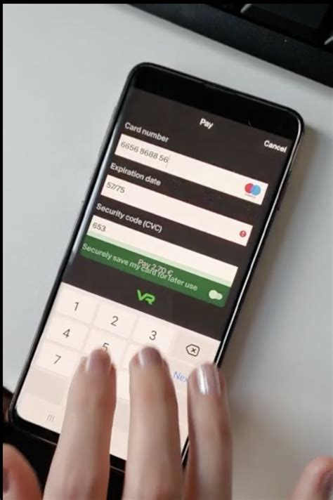 save card and pay buttons render on top of each other on samsung galaxy