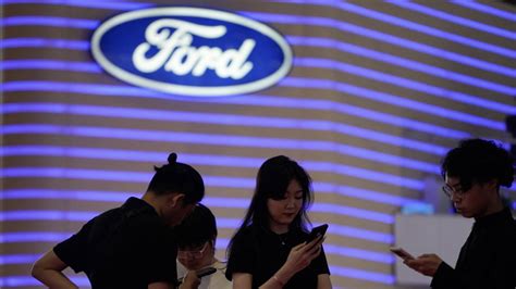 美国福特对抗中国电动车 获美政府贷款720亿建电池厂 星岛日报