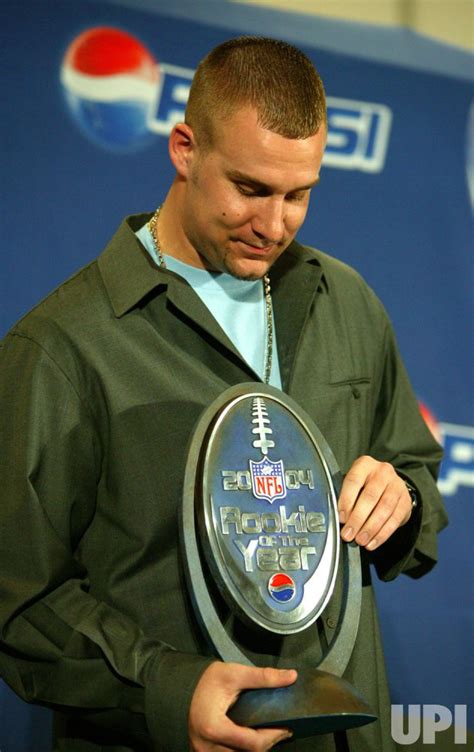 Photo Steelers Roethlisberger Named 2004 Nfl Rookie Of Year