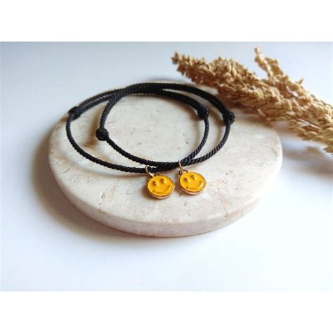 Jual Gelang Couple Emoticon Smile Code C100 Shopee Indonesia
