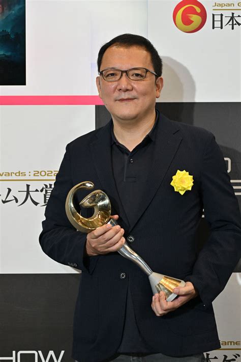 「年間作品部門」大賞を受賞したフロム・ソ：日経クロストレンド