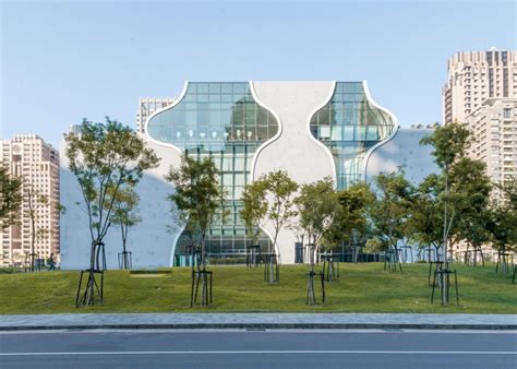 Toyo Itos Taichung Metropolitan Opera House In Taiwan Nears Completion