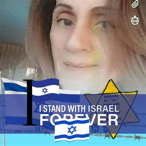 צופית נרותיי הזערוריים זיכרון של אור ואהבה נרותי הזערוריים מה רבו הסיפורים בכל שנה