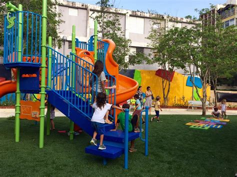 幼儿园滑梯室外设计效果图 装信通网效果图